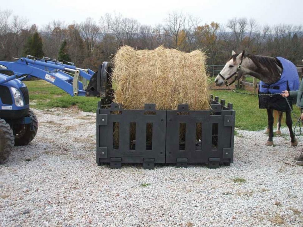 Poly Hay Feeders | Sioux Steel Company
